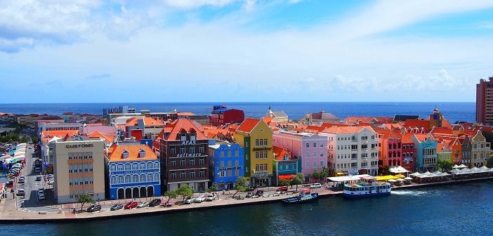 カラフルでカワイイ夢の楽園♪カリブ海に浮かぶ『キュラソー島』 | 旅時間